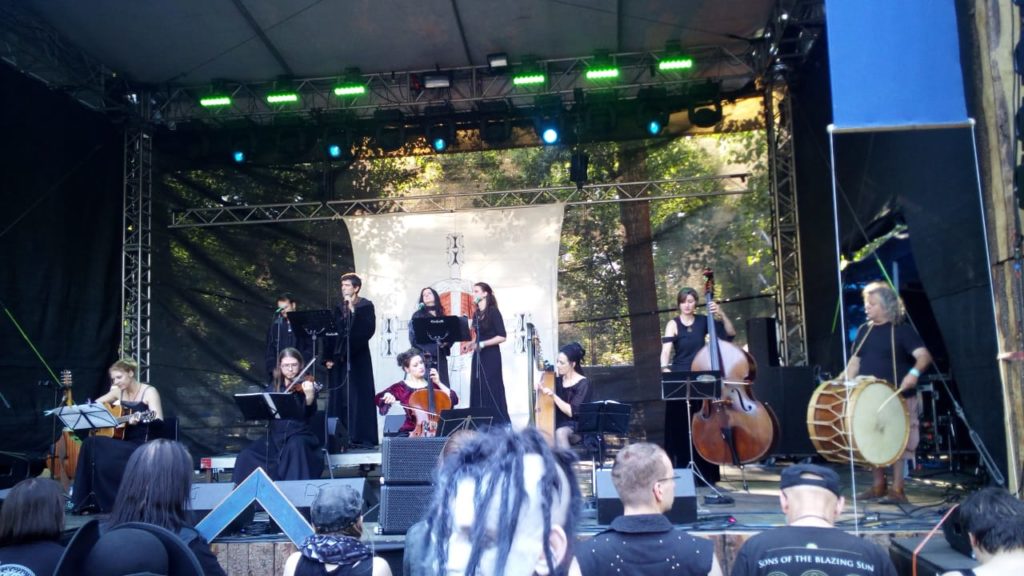 Gastharfe bei Cantus Lunaris / WGT 2018 – Harfe in Leipzig